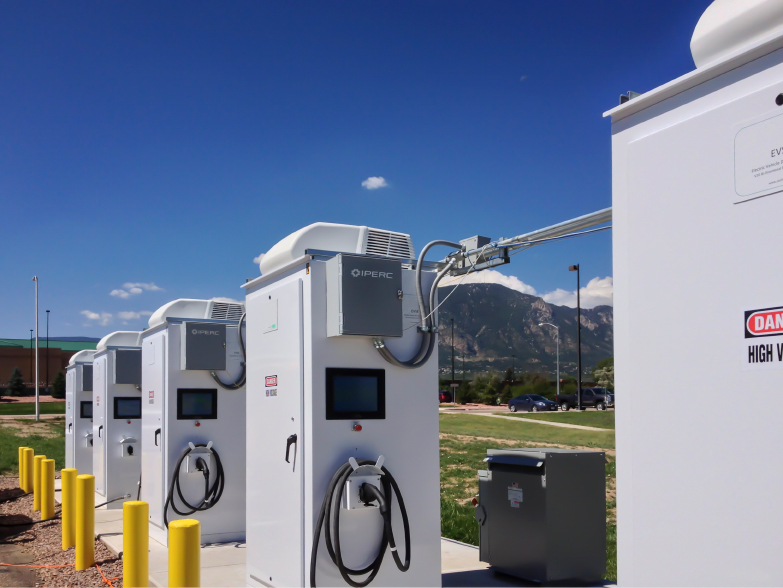 Microgrid Provides Resiliency Hub with Sustainable Power to Community
